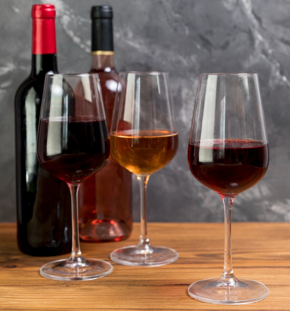 Indian TAJ MAHAL PREMIUM LAGER beer